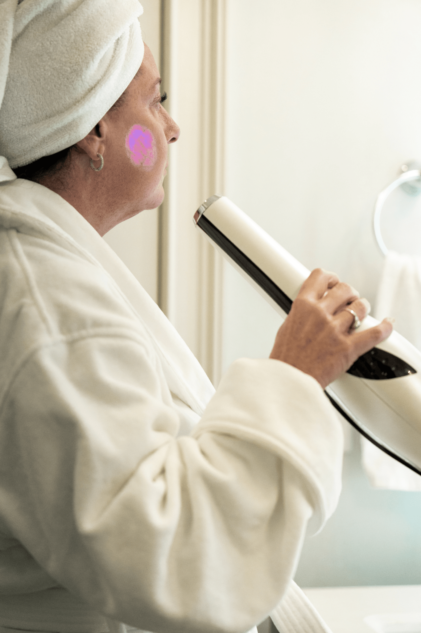 Benefits Of Blue Light Therapy
